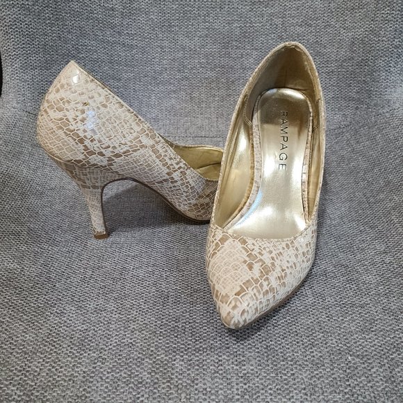 Rampage | Shoes | Rampage Shoes Rampage Tan Snake Print Pumps 75 | Poshmark